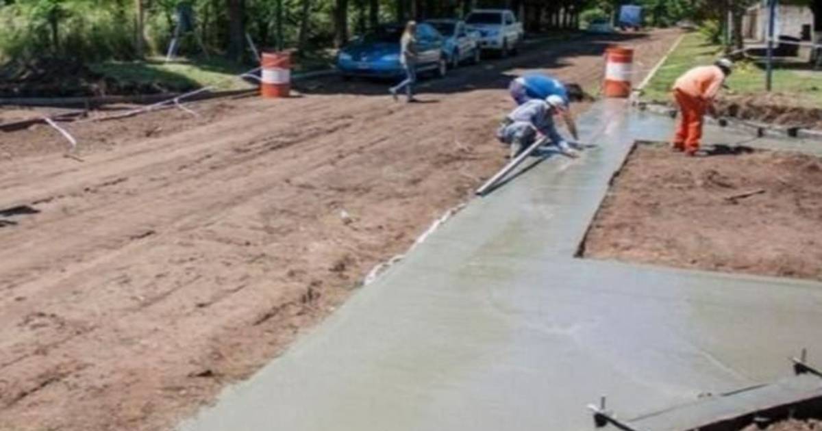 Con fondos que envía Provincia se comienzan a construir 46 cuadras de ...