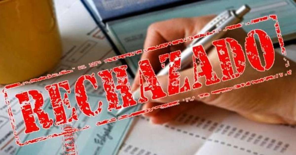 Morosidad en alza y cheques rebotados: la alerta que enfrenta Milei ...
